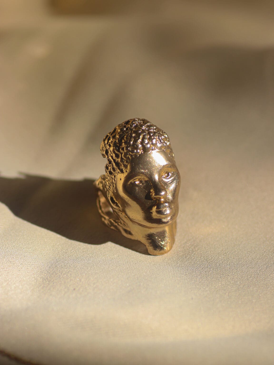 Johari – Gilded Grotto